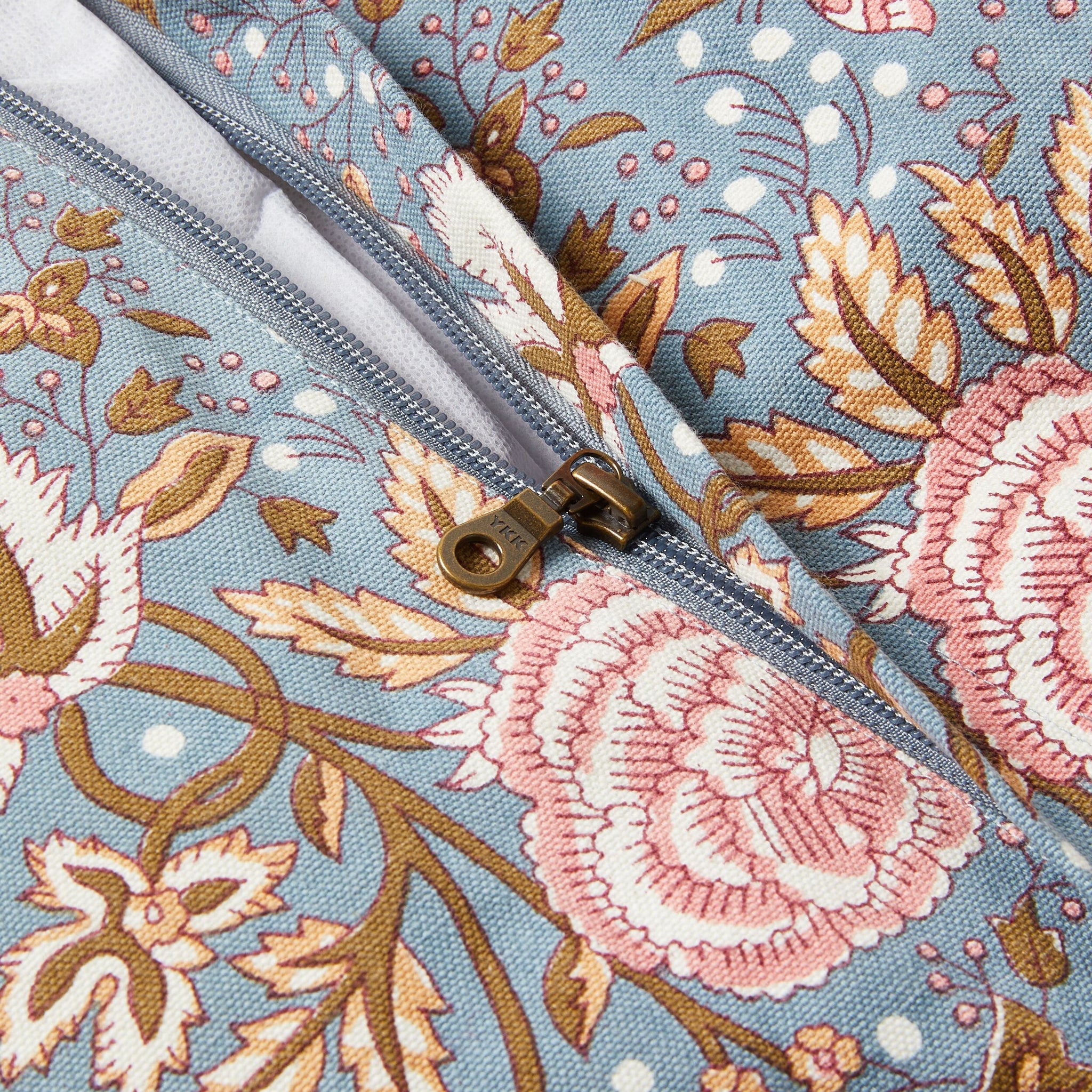 Malia Floral Blockprint Pet Bed Crush 80x15cm – Early Settler NZ