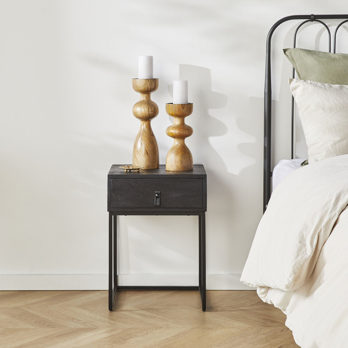 Willa 1 Drawer Bedside Table Black – Early Settler NZ