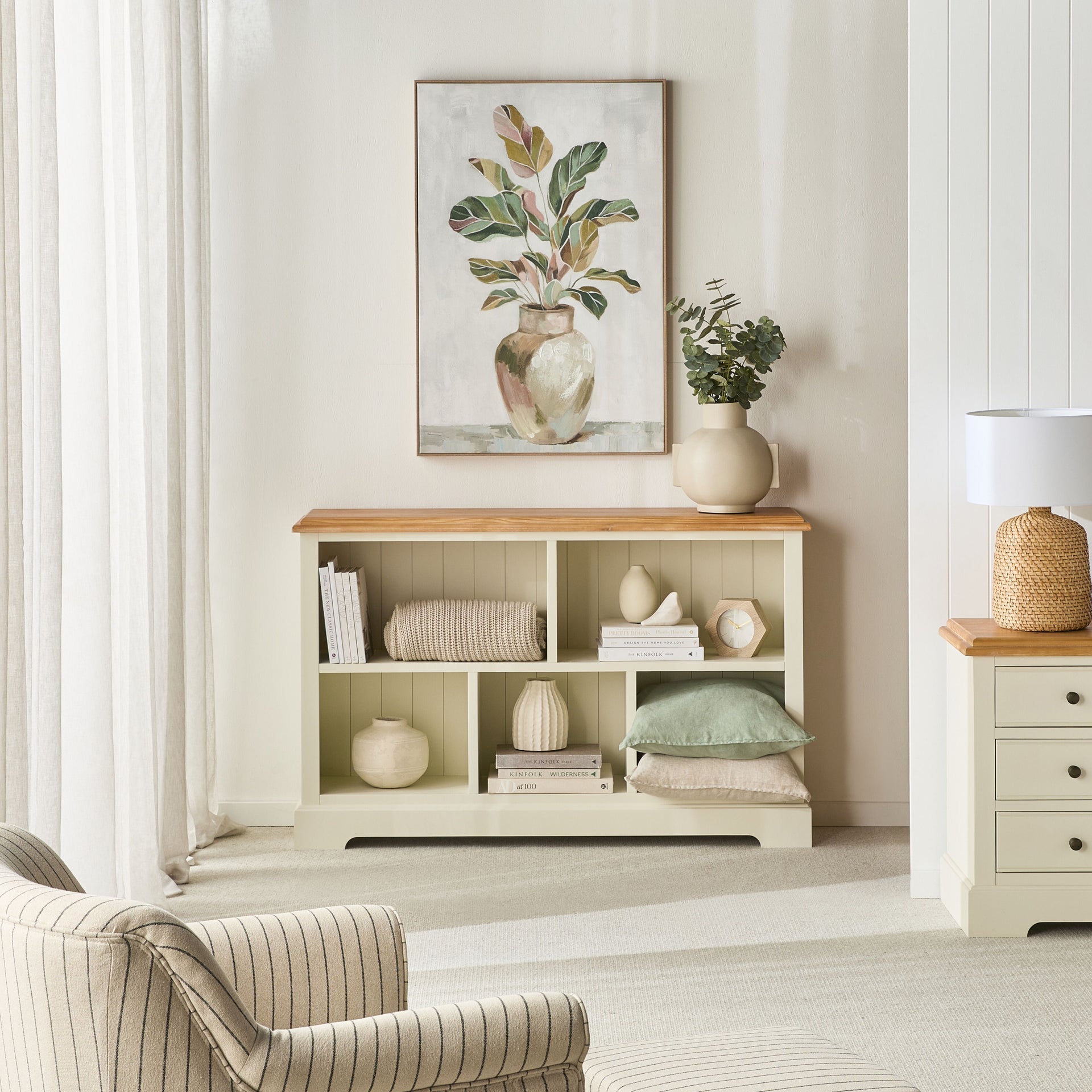 Clover Outback Bookcase 93 x 140cm – Early Settler NZ
